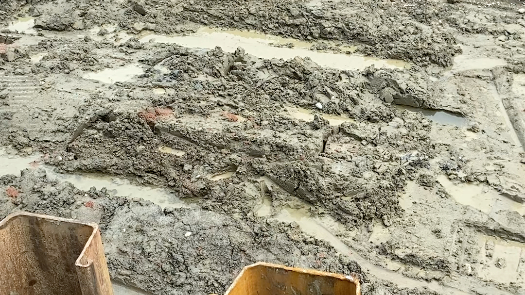 成都双流拉森钢板桩施工现场