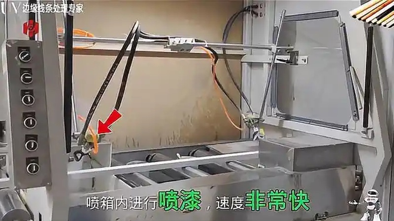 线条状家具水性漆全自动化喷涂流水线无人车间