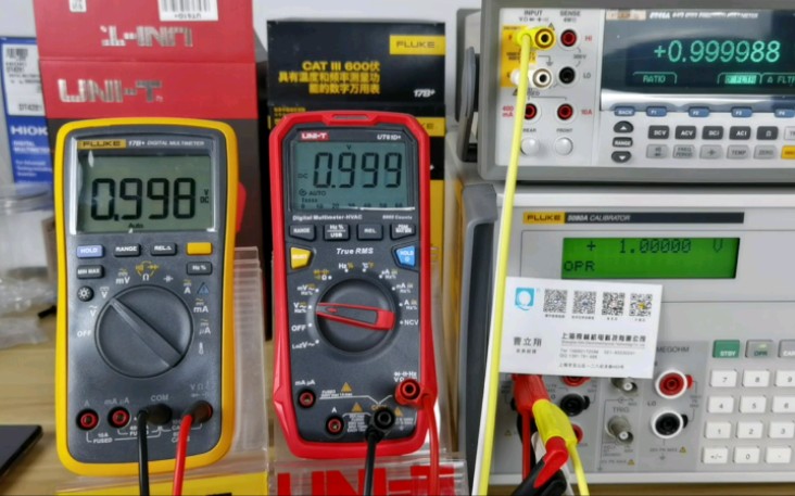 优利德UT61D+对比FLUKE福禄克17B+万用表拆机,哪个香?可以测温度...