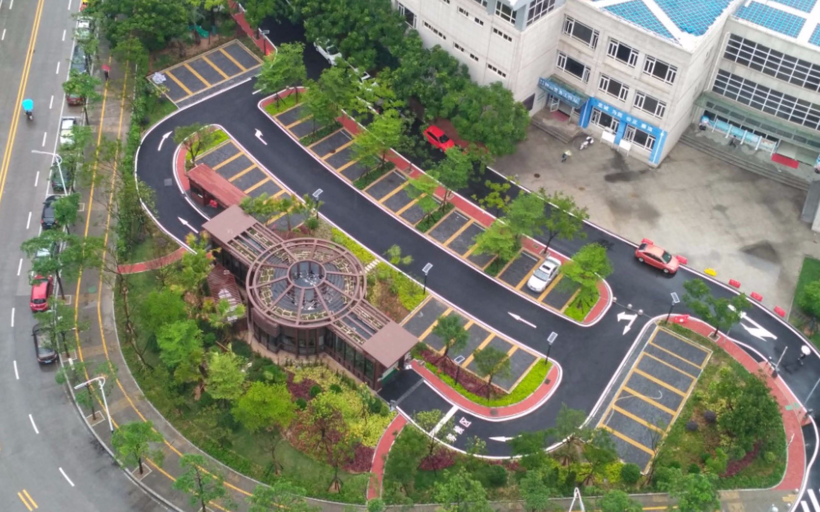 预制拼接沉井式地下智能立体停车库