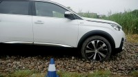 东风标致5008越野测试-开始
