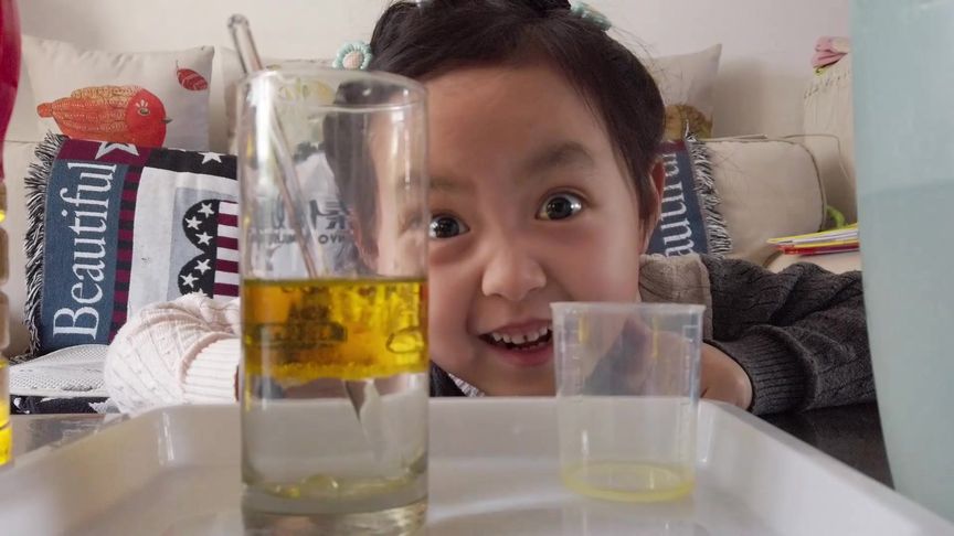 宝贝儿小实验之消失的玻璃棒 #科学小实验 #科学实验