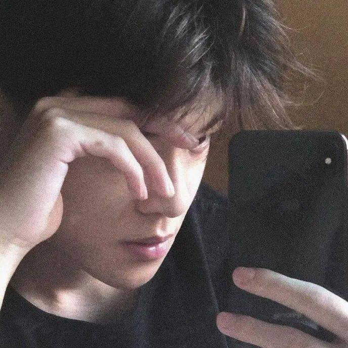 壹某盖EmoGuy 