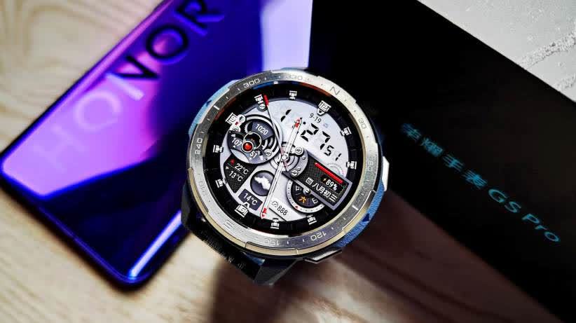 荣耀手表GS Pro"伪"开箱体验,不靠网络户外能救命,这事可信?