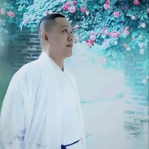 侯哥鸟语花香