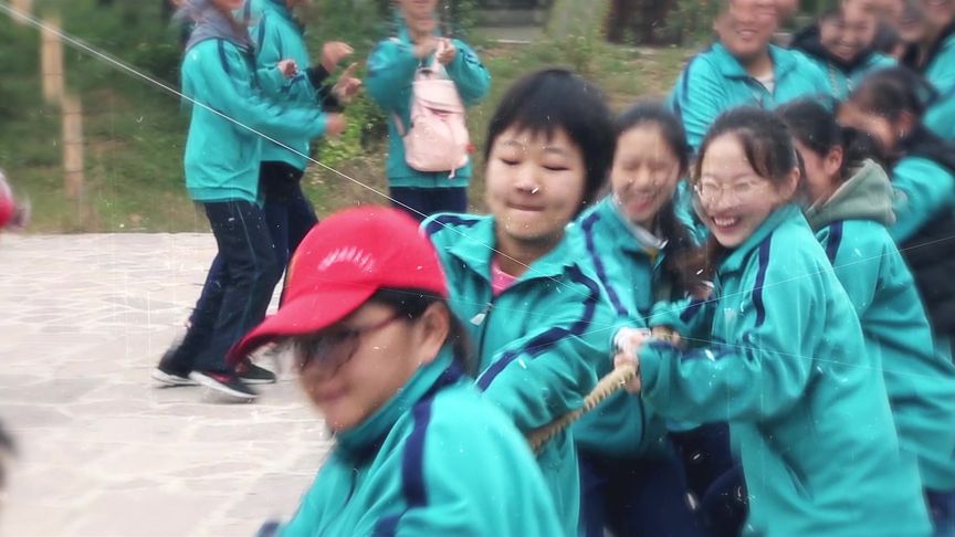 研学旅行丰富多彩,后悔没生对年代,这样的活动你想参加吗?