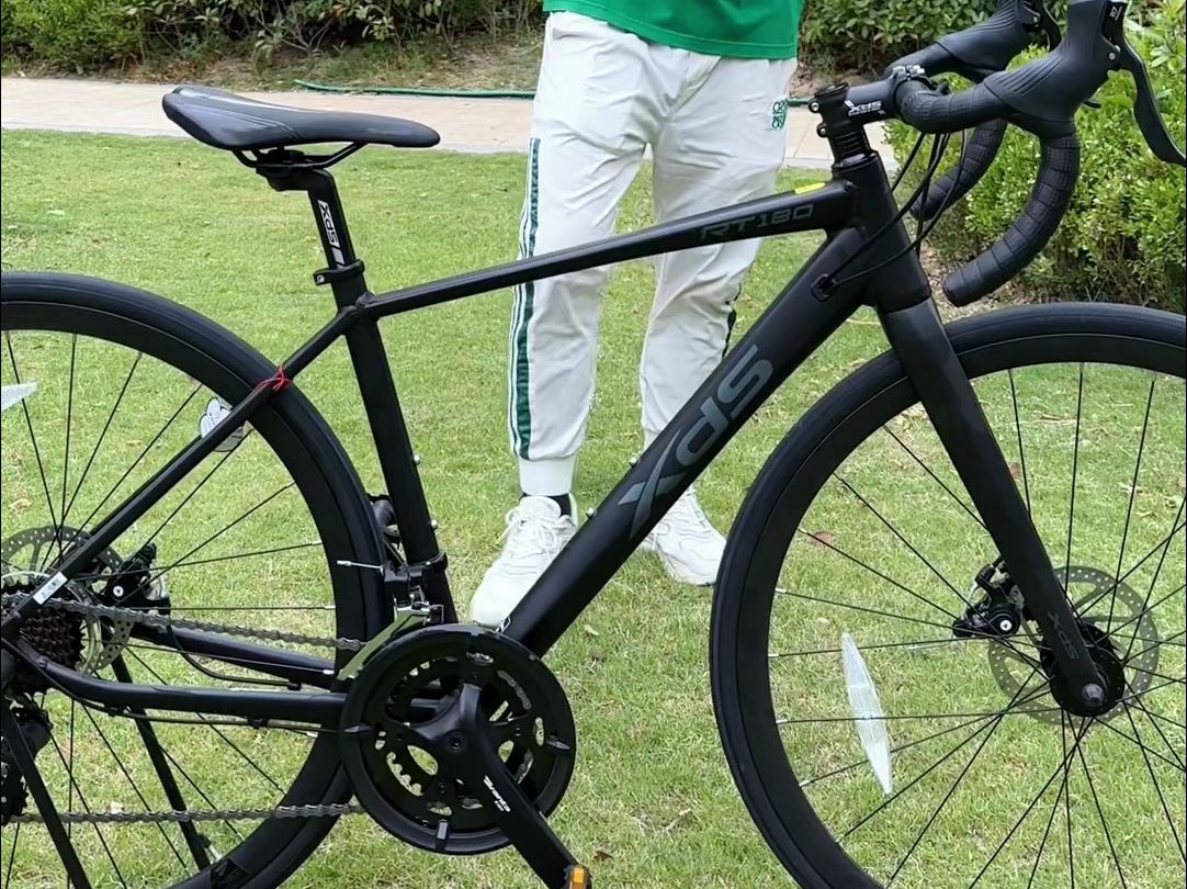 xds喜德盛RT180入门公路车价位配置成正比,最主要看品牌