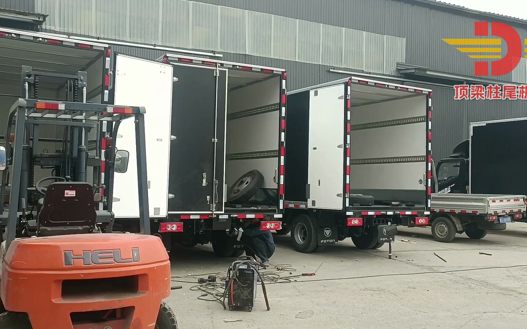 汽车尾板升降不起来,【顶梁柱尾板】这么做,汽车尾板升降慢的原因...