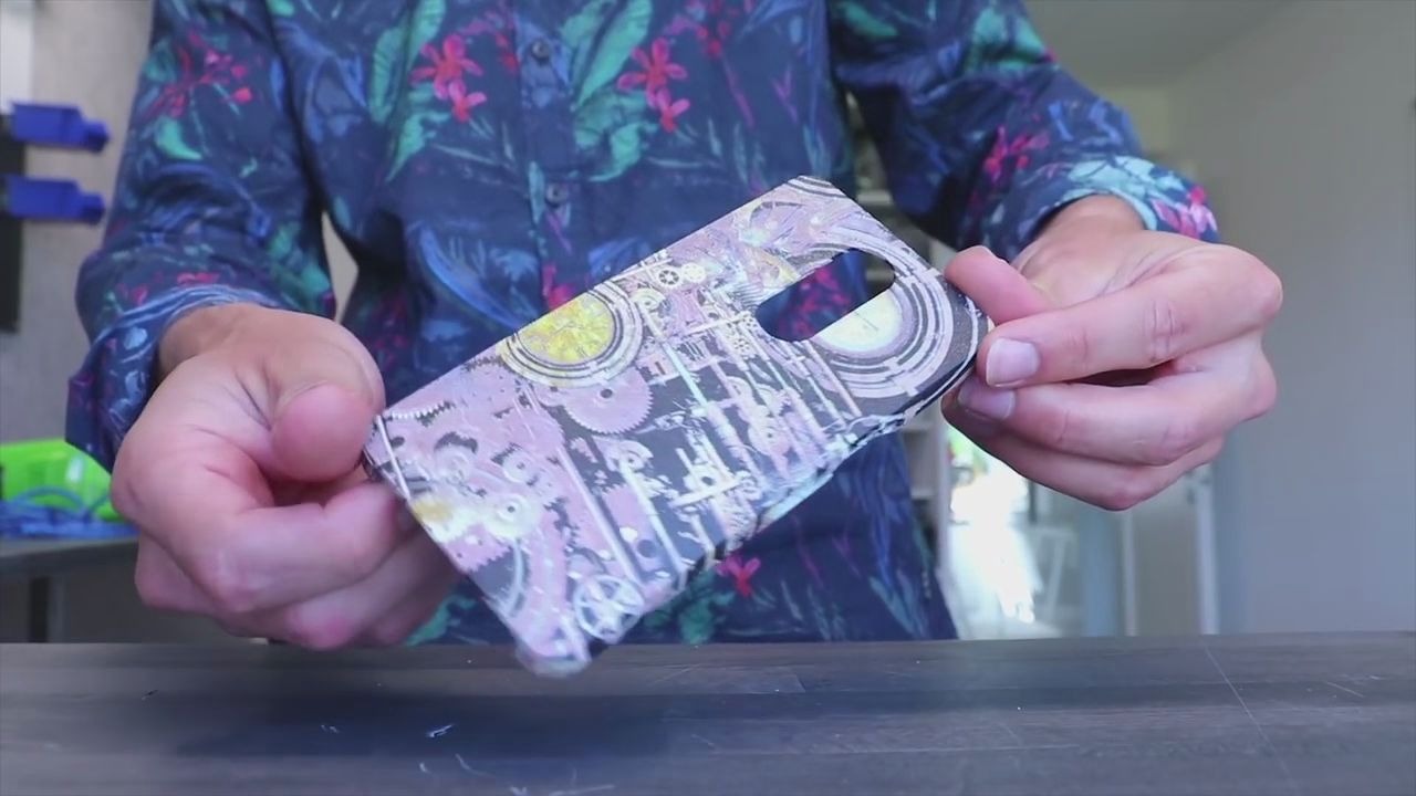 3D打印手机壳上千款式,震惊手机壳行业