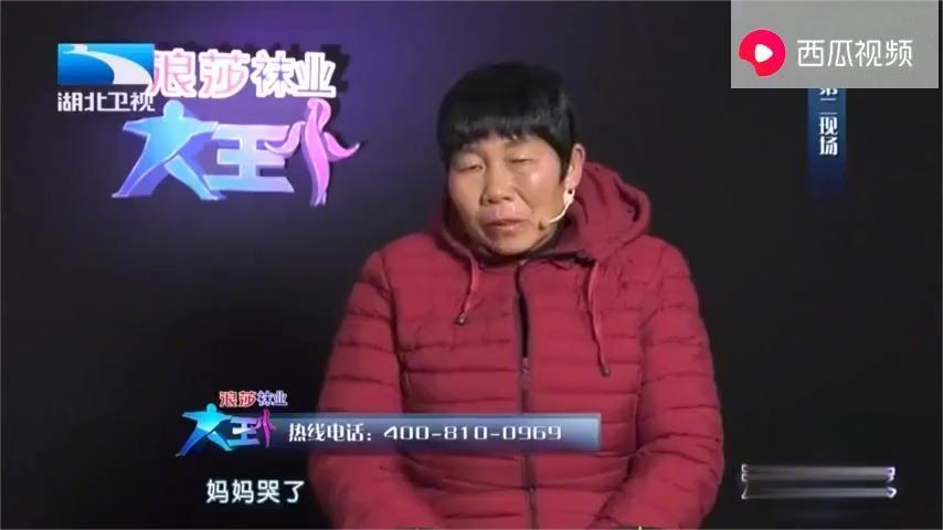 男子模仿孙悟空,妻子与他离婚村里人也瞧不起,当众表演惊艳全场