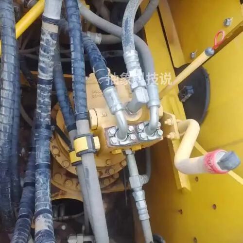 上长春黑龙江19年小松200LC,1。06万小时纯土方斗,真心不错!