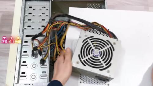 电脑电源连接主板、CPU、显卡及硬盘全攻略
