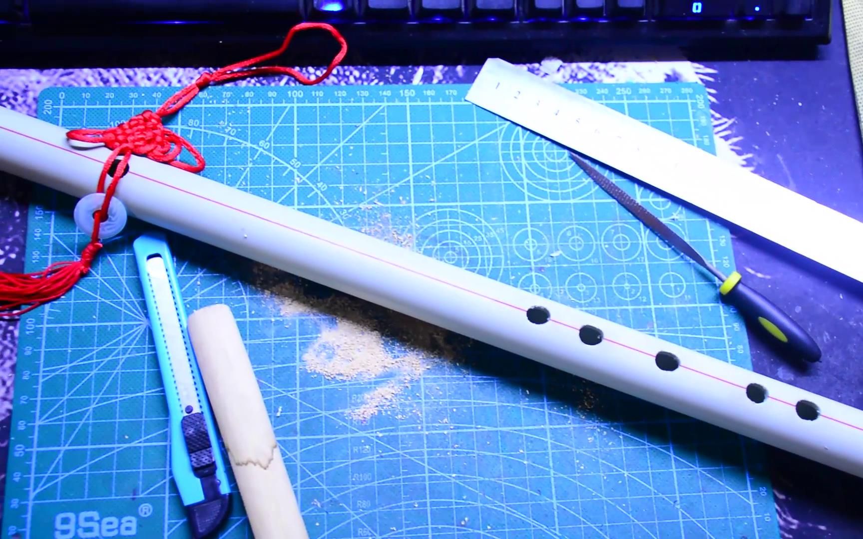 DIY废物利用 多余水管制作竹笛