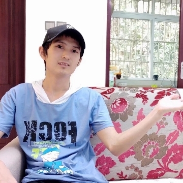 越南小邓前夫小高 