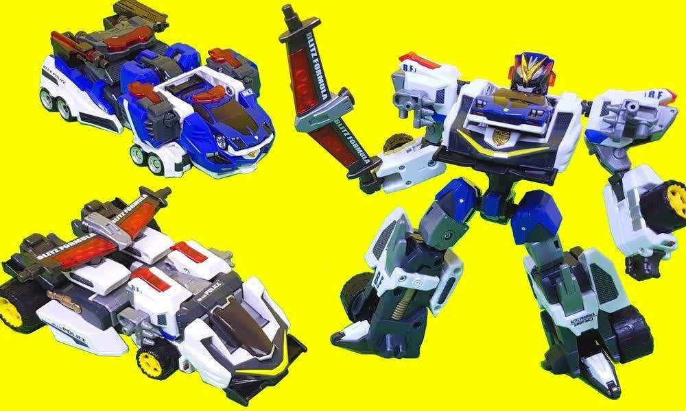 玩具动画:汽车变形成机器人玩具