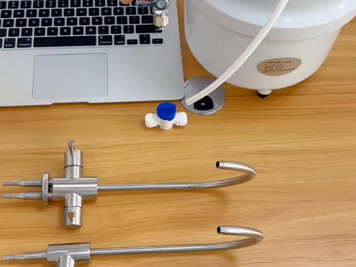 净水机滤芯更换前准备指导视频