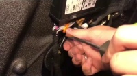 奥迪A4B6B7左前玻璃升降器开关安装教程.MP4