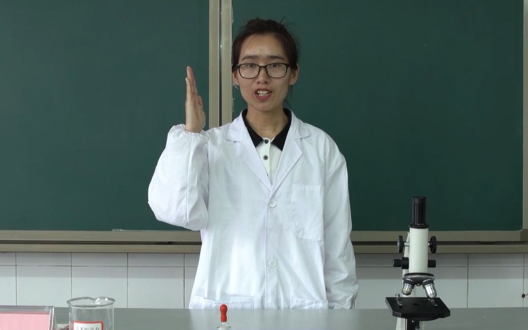初中生物学中考实验操作演示 - 观察黄瓜表层果肉细胞