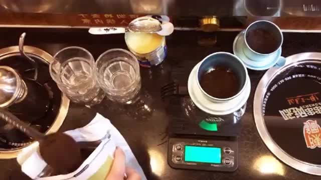 越南滴漏咖啡冲泡方法,滴漏更醇厚,配上炼乳更提味