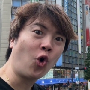 看到请叫我滚去做鬼畜 