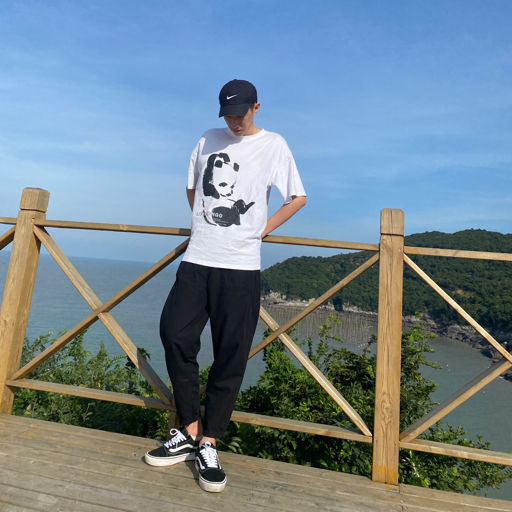 郑铠鸾 
