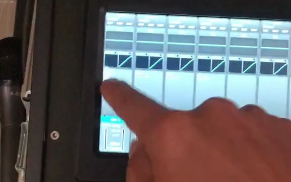 【百万调音——调音师】录音大师调音台之效果器的使用方法~