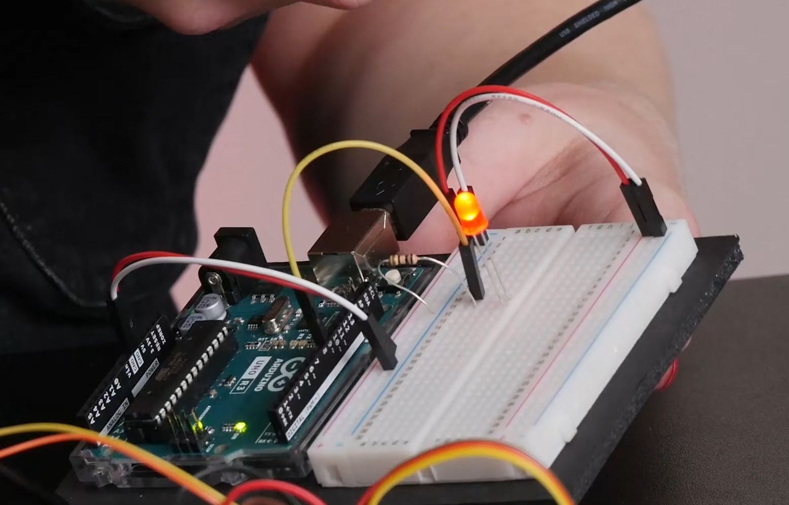 玩转Arduino第一步,先点个灯