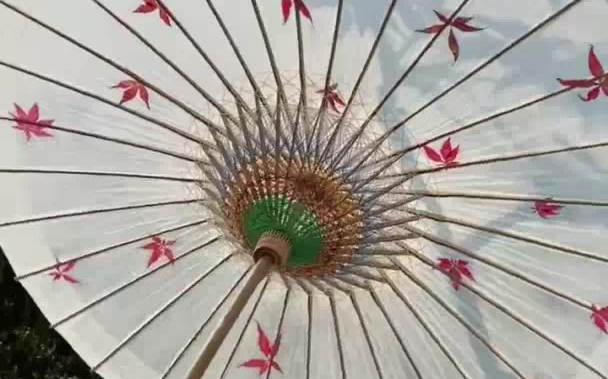 为什么日本人对外来文化如此重视,我们自己却对几千年的传统文化视...