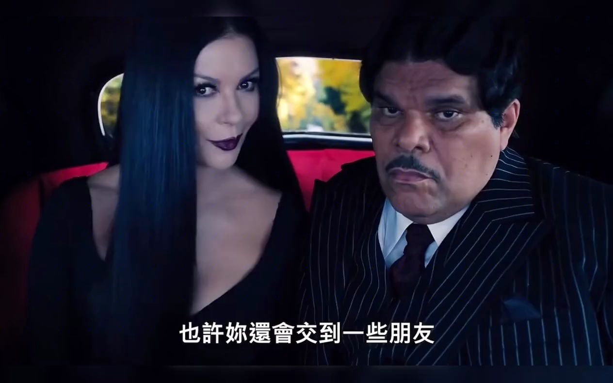 还记得亚当斯一家的星期三吗?暗黑萝莉终于要来了!