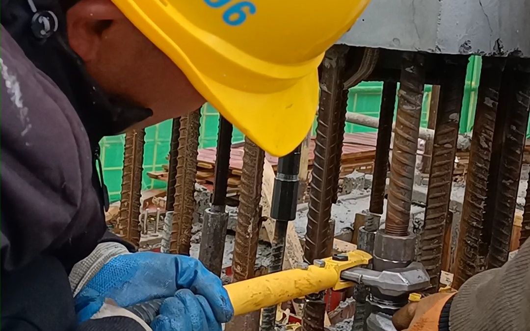 迈向智能建造!7分钟安转一根三一SPCS空腔预制柱!