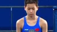 ...女子10米跳台跳水决赛,14岁的全红婵获得金牌,两次得到全场满分,...