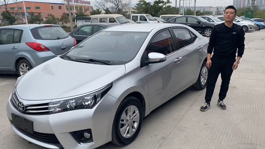 2016年丰田卡罗拉1.6排量舒适版,车况原版原漆。