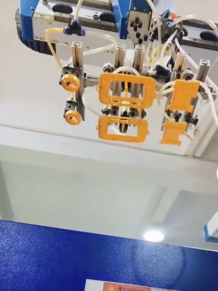 模具厂家开模具注塑生产塑胶外壳,把客户的需求转化成企业的价值,帮...