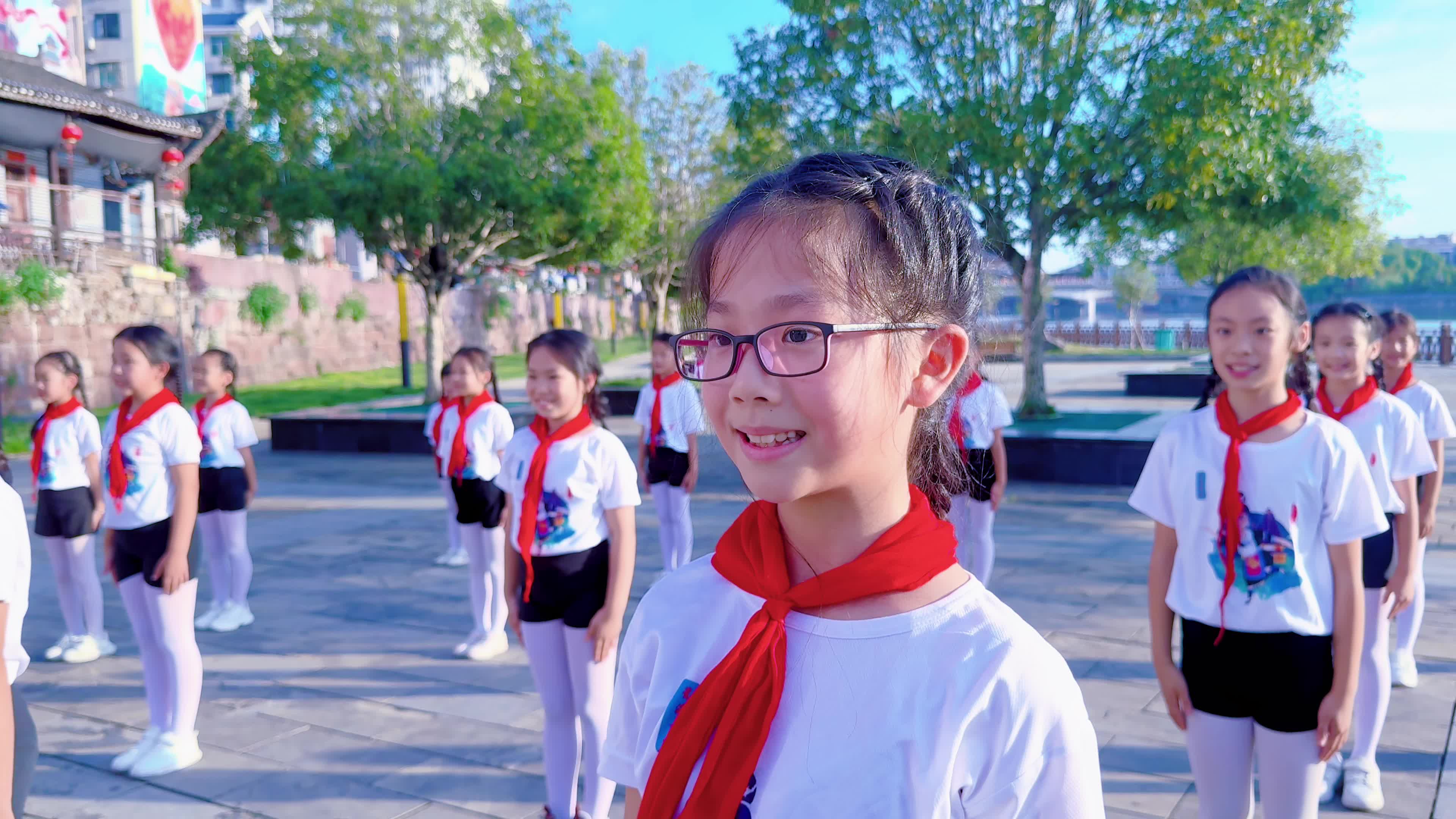 这才是少年最美的模样! 少年,如初升的朝阳,光芒万丈;如破土的春笋,...