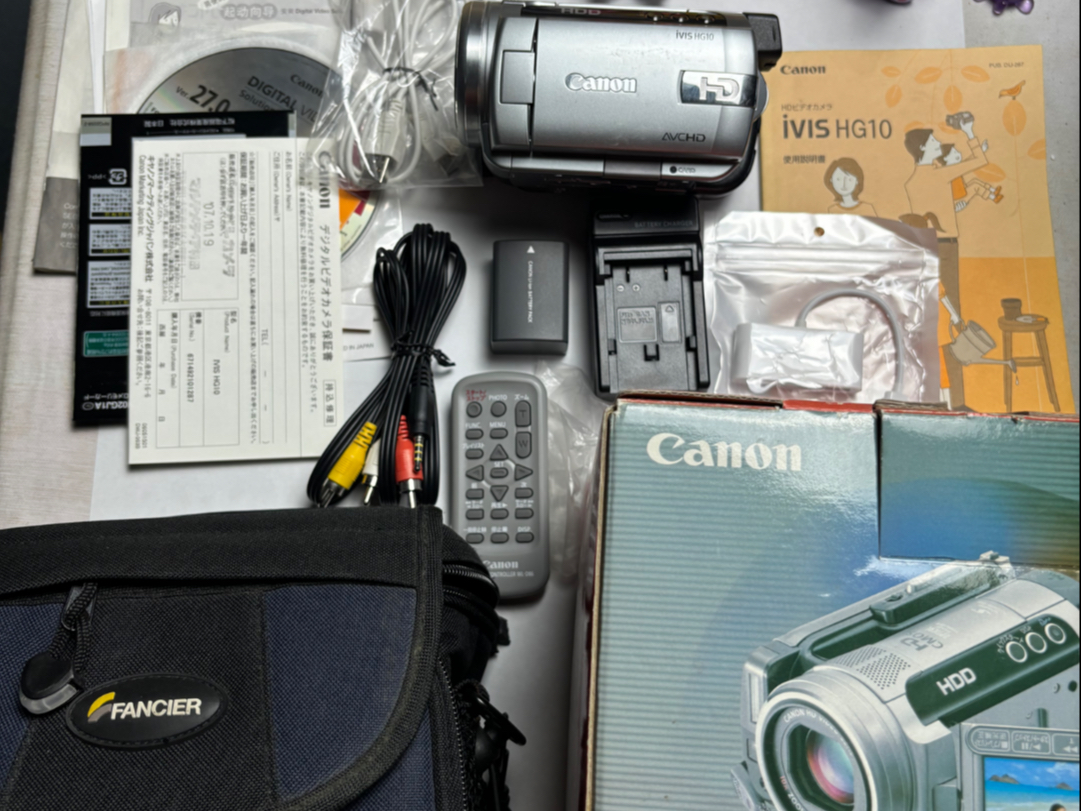 ...导出电脑,按键功能是如何操作,拍照闪光灯,录视频补光灯,内置40G硬盘