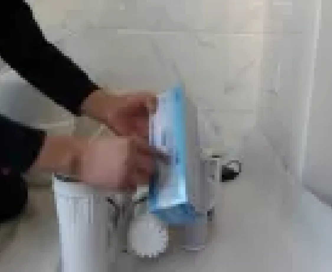 海尔滤芯更换视频