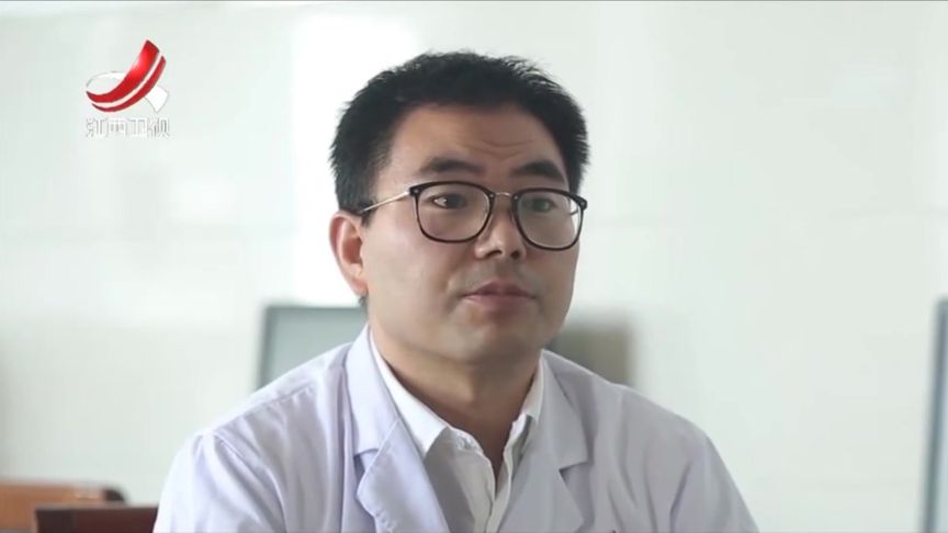 女孩网购银环蛇被咬伤,危在旦夕妹妹才说出实情,医院没对应血清