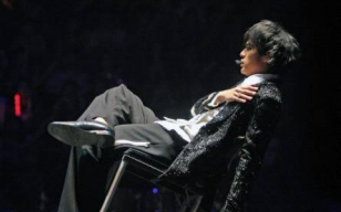 【周杰伦】【以父之名】-2004无与伦比演唱会-高清字幕版