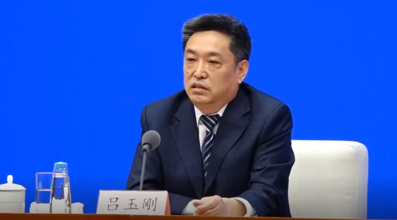 教育部回应规范校外培训:从严审批,严肃查处违法违规行为