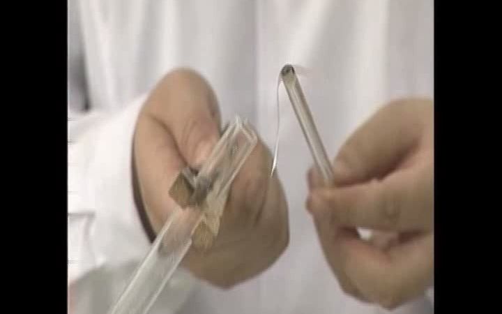 氯化铵与氢氧化钠反应