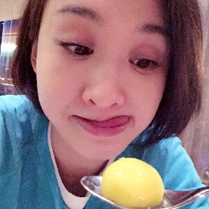 午后的沙滩 