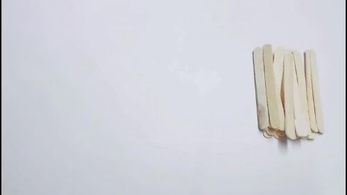 如何制作简单的四轴飞行器
