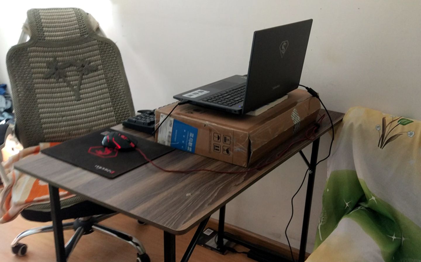 评测:炫龙毁灭者DC笔记本 自己使用3个月的感觉