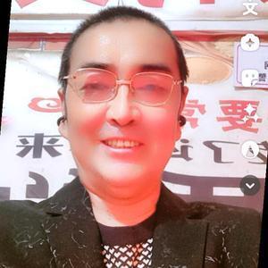 胡亚东爱唱歌 