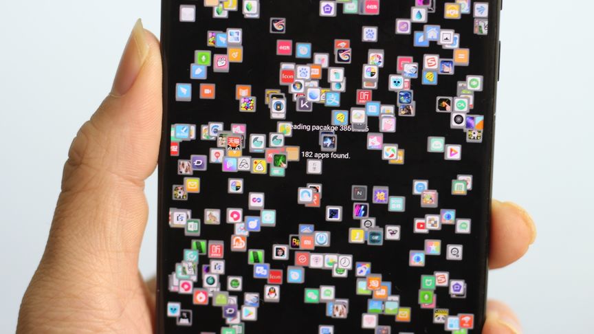 手机开启图标“旋转”特效,有人动你微信,手机图标就疯狂运动!