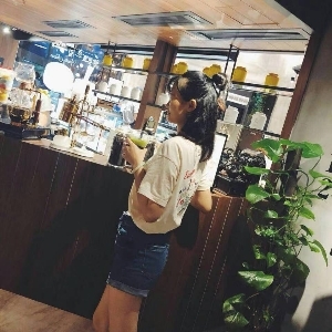 爱英语的Coco谌老师 