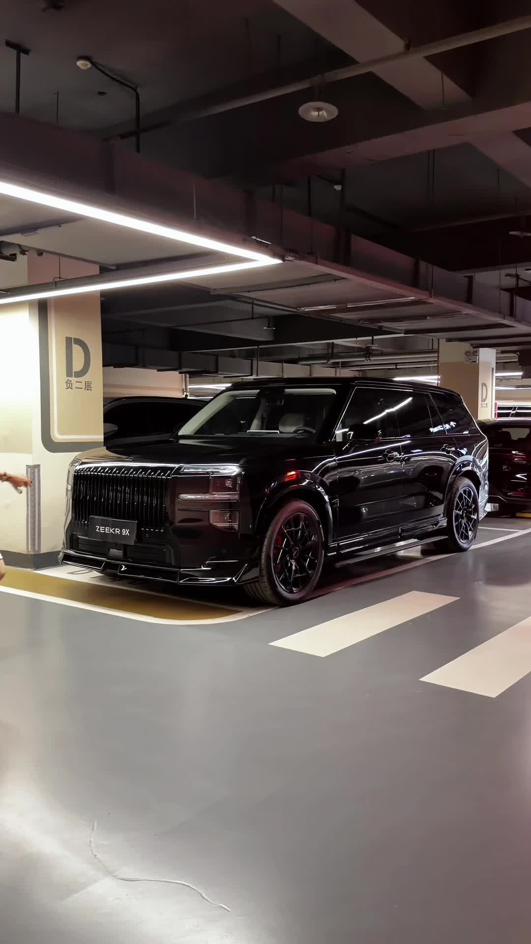 还得是这台杭州湾库里南,颜值气场比问界理想帅多了吧 #国产之光 #大...