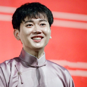 佐樱菲儿 