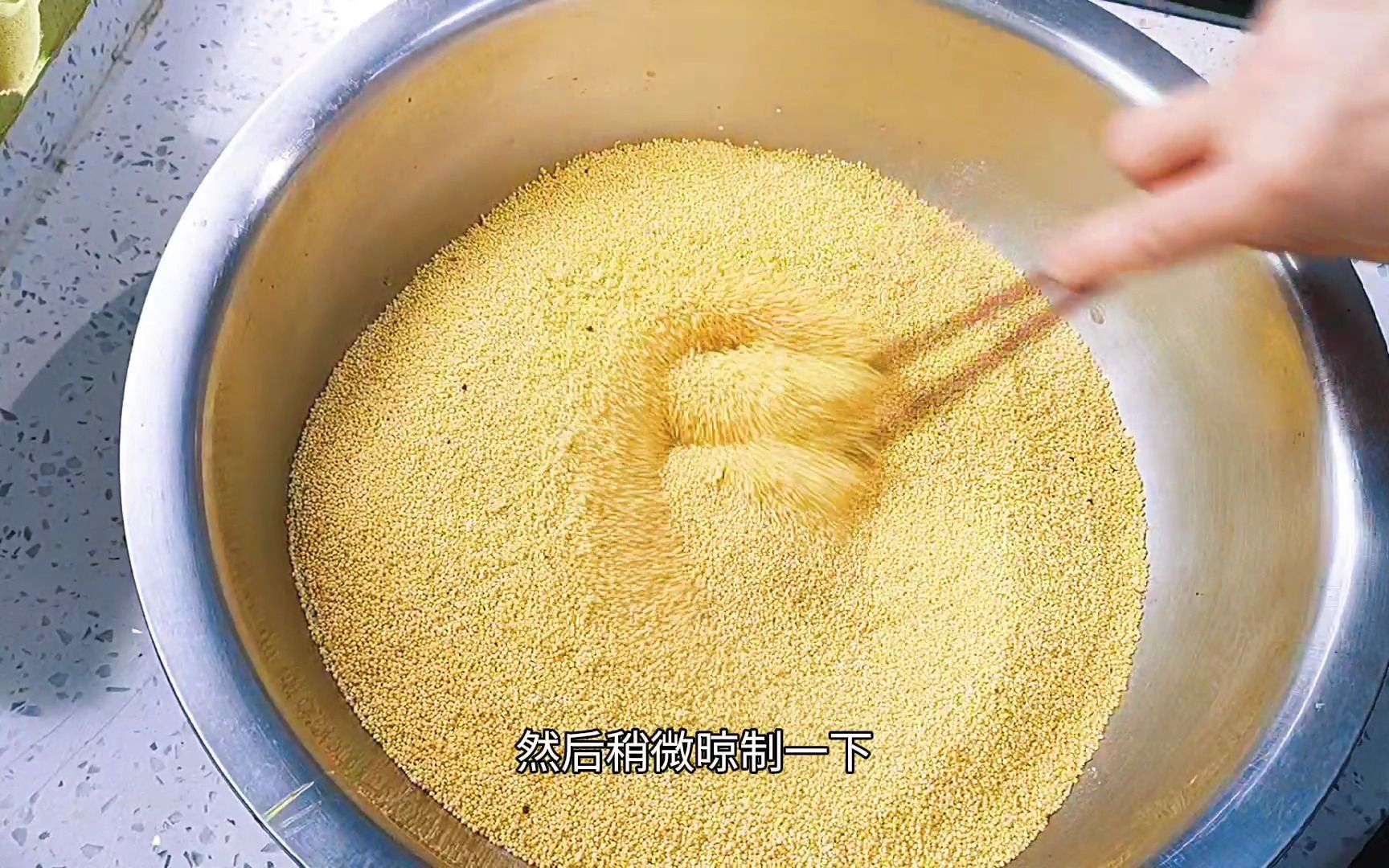 虎皮玄凤牡丹鹦鹉蛋小米的家庭配制方法,媲美专用鸟食滋养丸