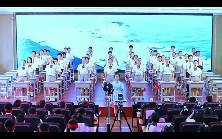 课桌手势舞《红日》让人放松心情的节奏,一学就会。班级课间操 简单...